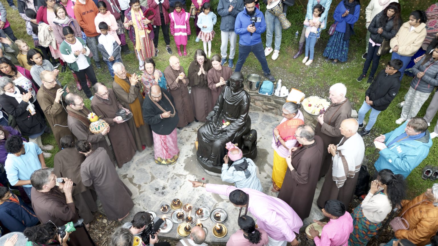 Sacred Journeys: Lifting the Veil at Skanda Vale